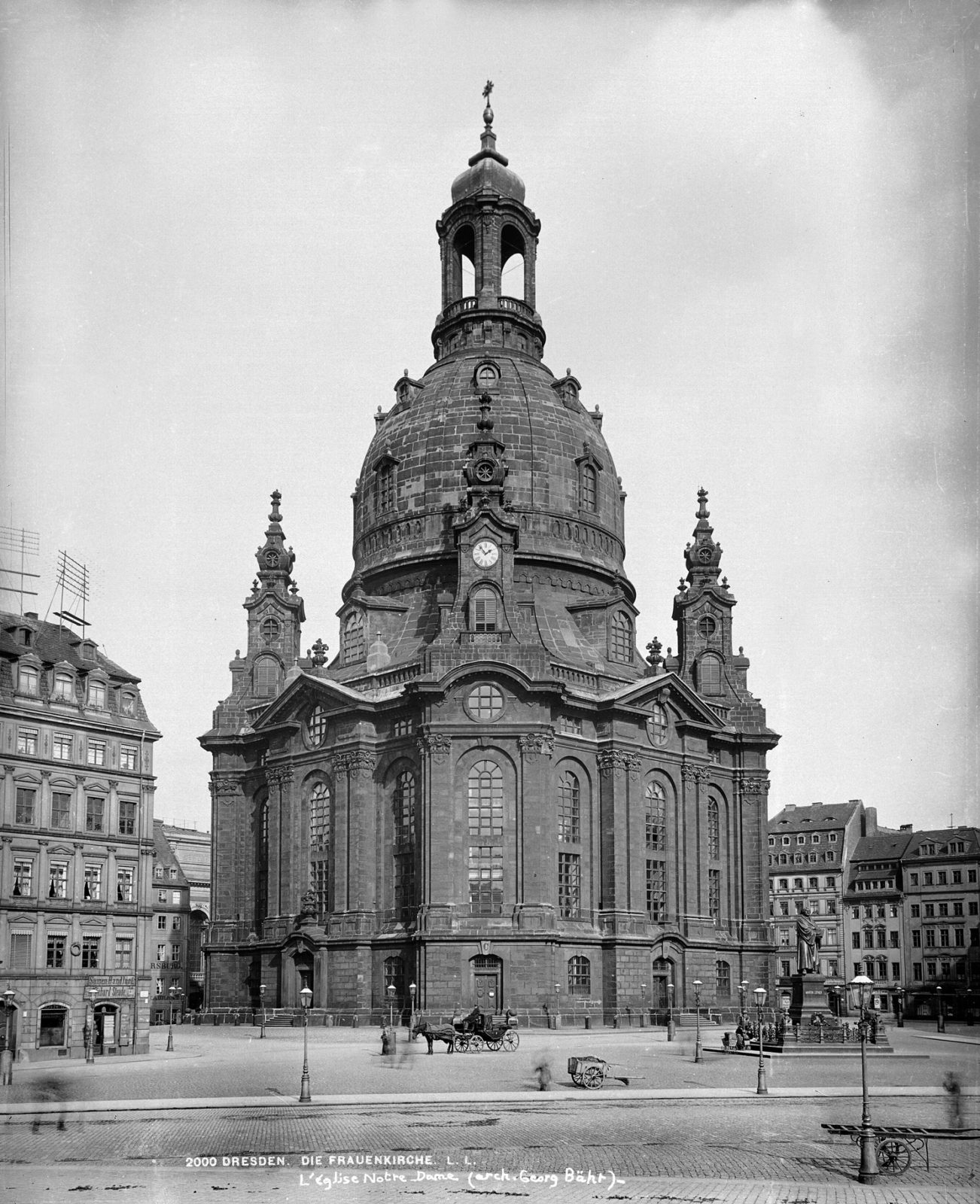 Dresden doesn’t know how to mourn its past - Coda Story